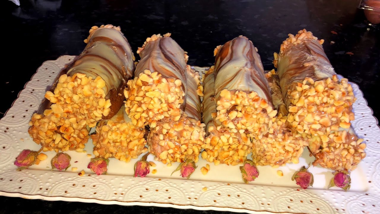 Biscuit Tubes Filled With Chocolate And Hazelnut - YouTube