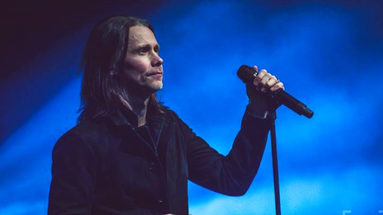 Alter Bridge - Godspeed (Subtítulos Español) - YouTube