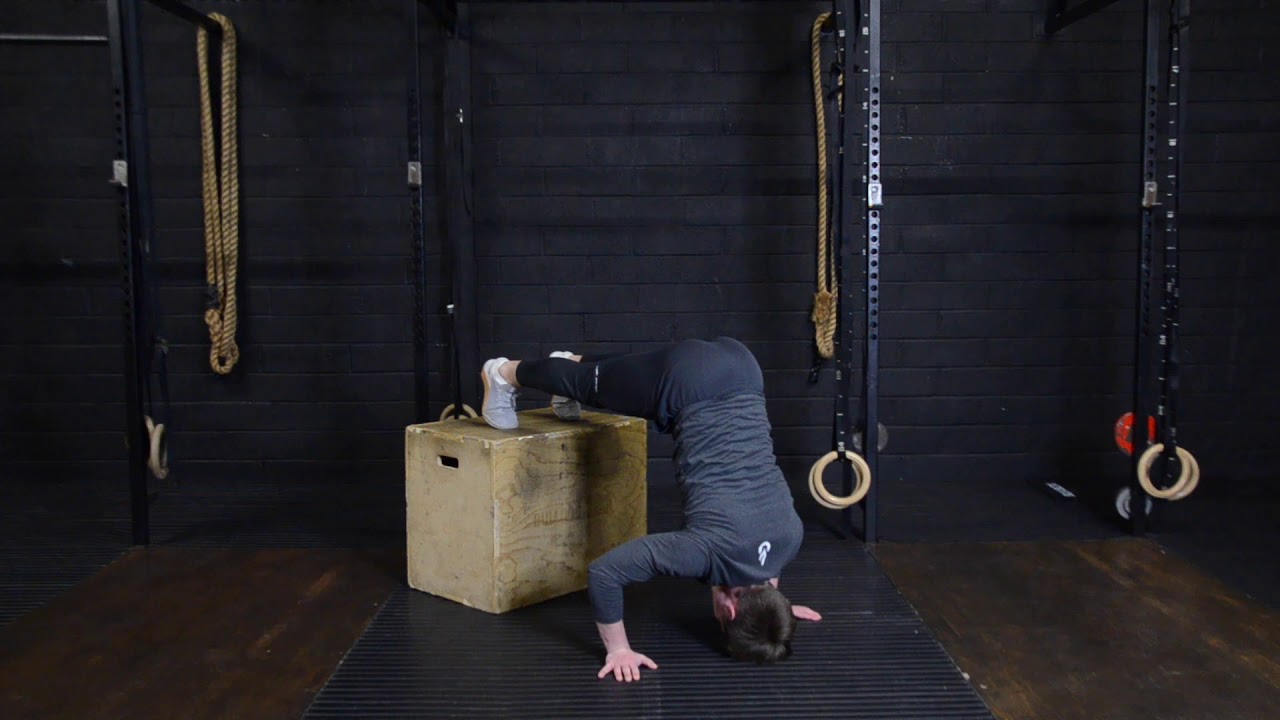Box Handstand Push up - YouTube