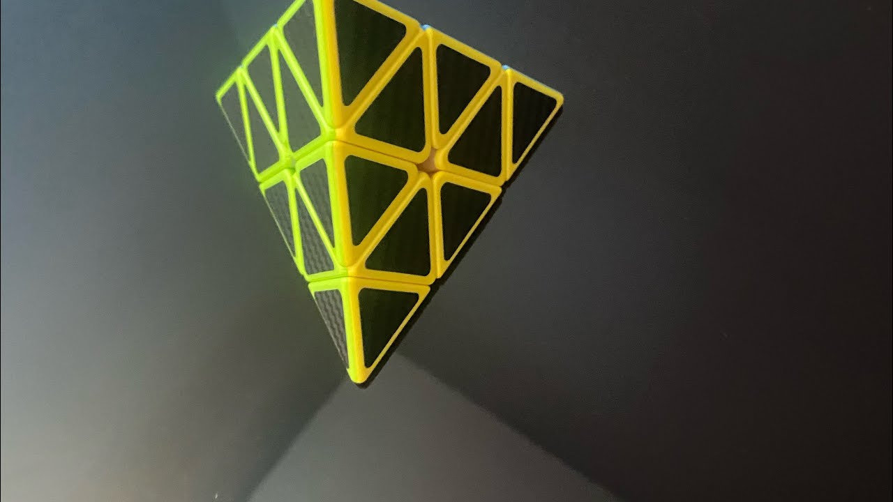 Tuto rubik’s cube triangle - YouTube