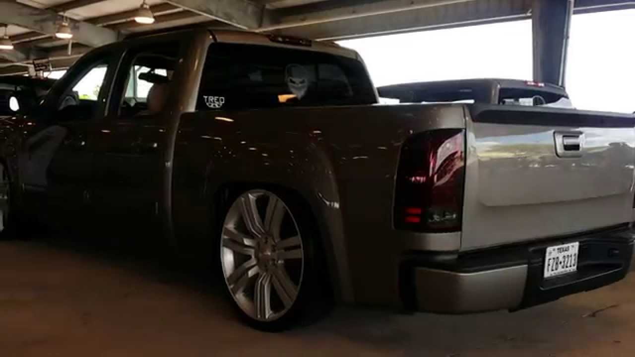PHATBOY RACING GMC SIERRA Bagged ON 26"DIVINE RIMS - YouTube