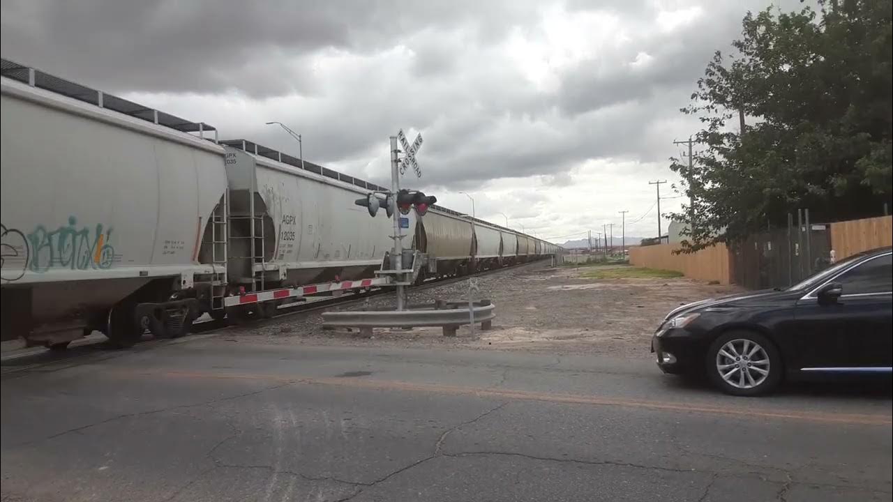 BNSF ES44C4 7789 Leads A Grain Train In El Paso Texas 8-31-2022 (Language Alert) - YouTube