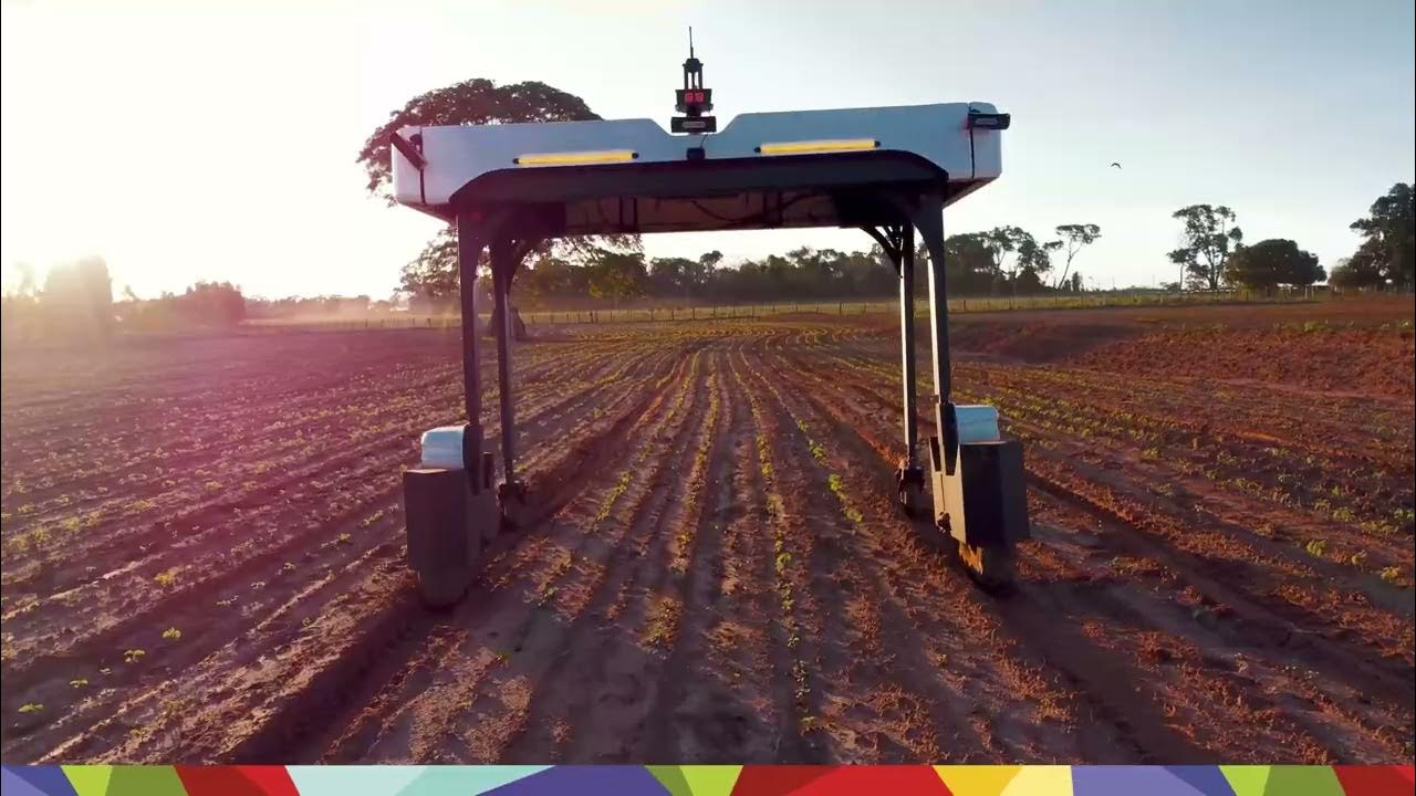 New Agtech Robot from Solinftec and Growmark - YouTube