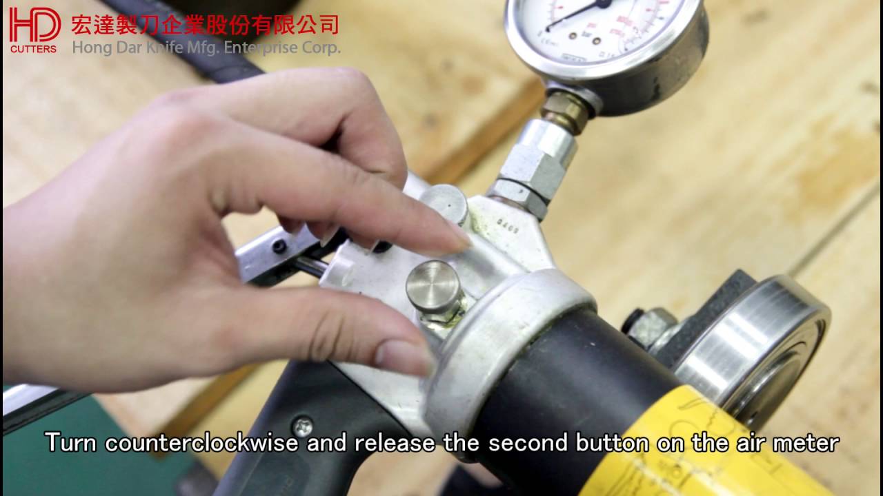 Use Grease Gun to Oil Hydraulic Cutterhead - YouTube