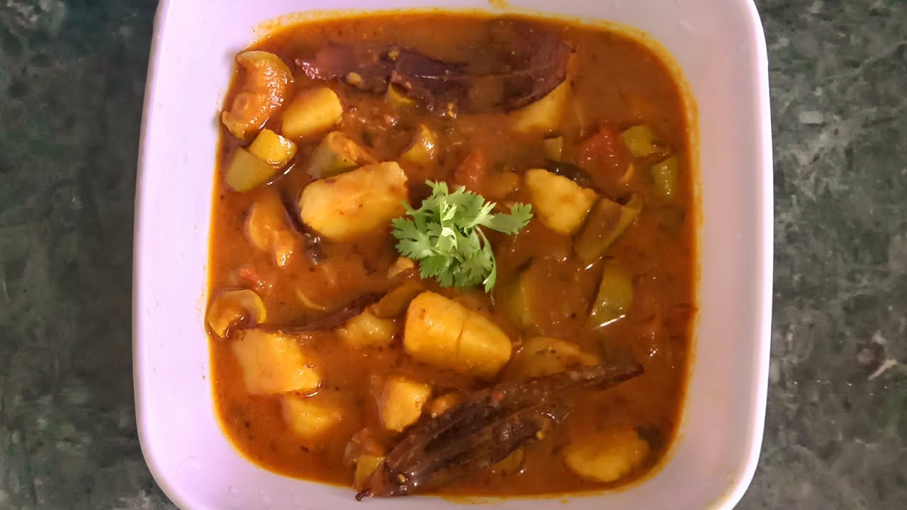 😋😋Unique aalu patal ki sabji #🍛🍛 Potato Parwal curry#food #viral # ...