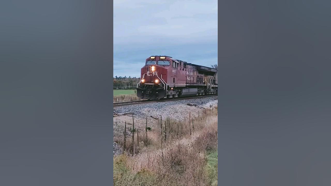 CPKC 118 South With Union Pacific (UP) At North Swicth Spence Yard Mactier Sub - YouTube