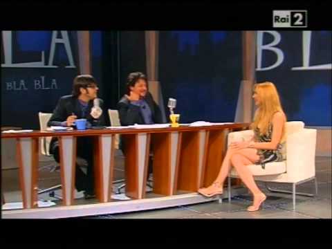 LILLO E GREG  luana l'amica dell'onorevole