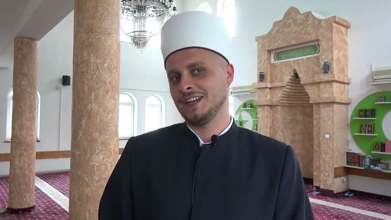 Hafiz Muamer Mujkanović četvrti hafiz u džematu Seljublje - YouTube