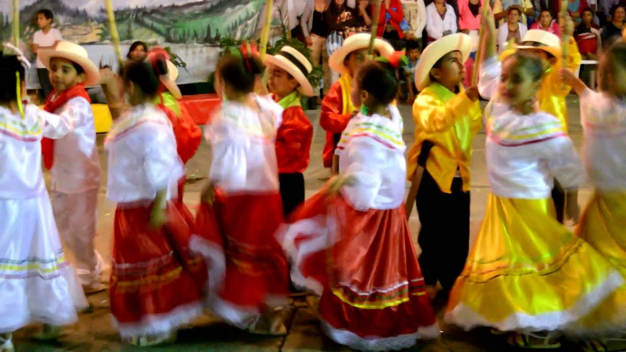 Danza de la caña - YouTube