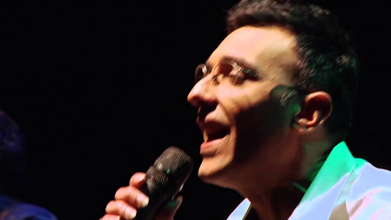 MANUEL COBOS - LO QUE LLEVO Y TRAIGO - YouTube