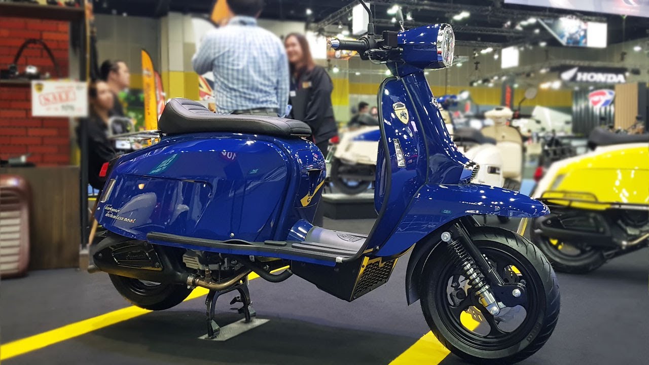 Scomadi TT200i Touring Classic - YouTube