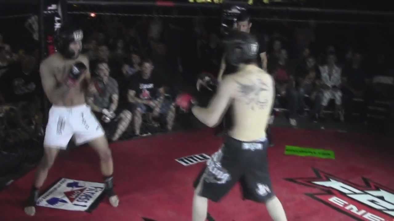 Talon Glasser vs. Brandon Foss - YouTube