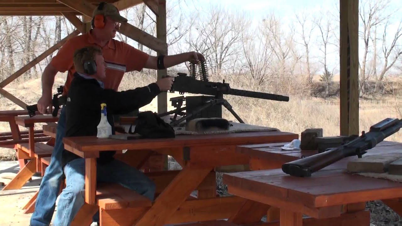 Belt Fed Maching Gun - YouTube