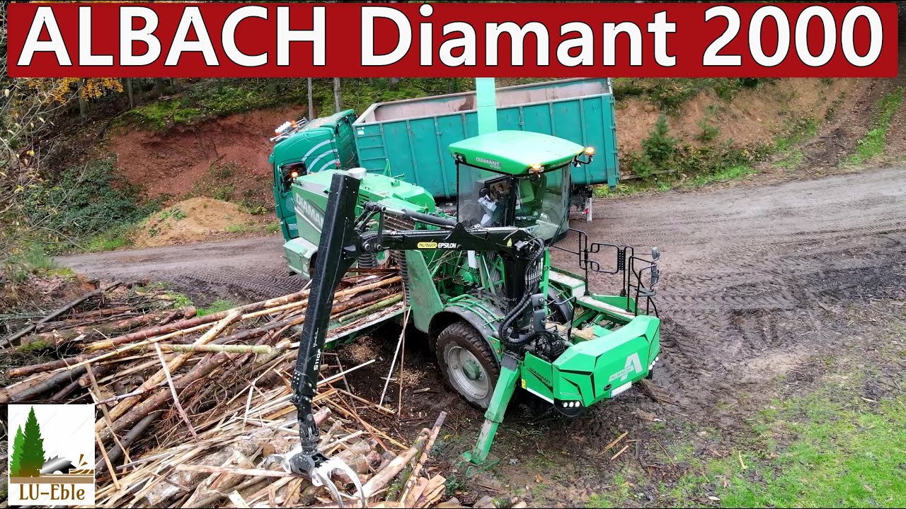 ALBACH Diamant | 790 PS beim Holzhacken | Waldservice Ortenau EG - YouTube