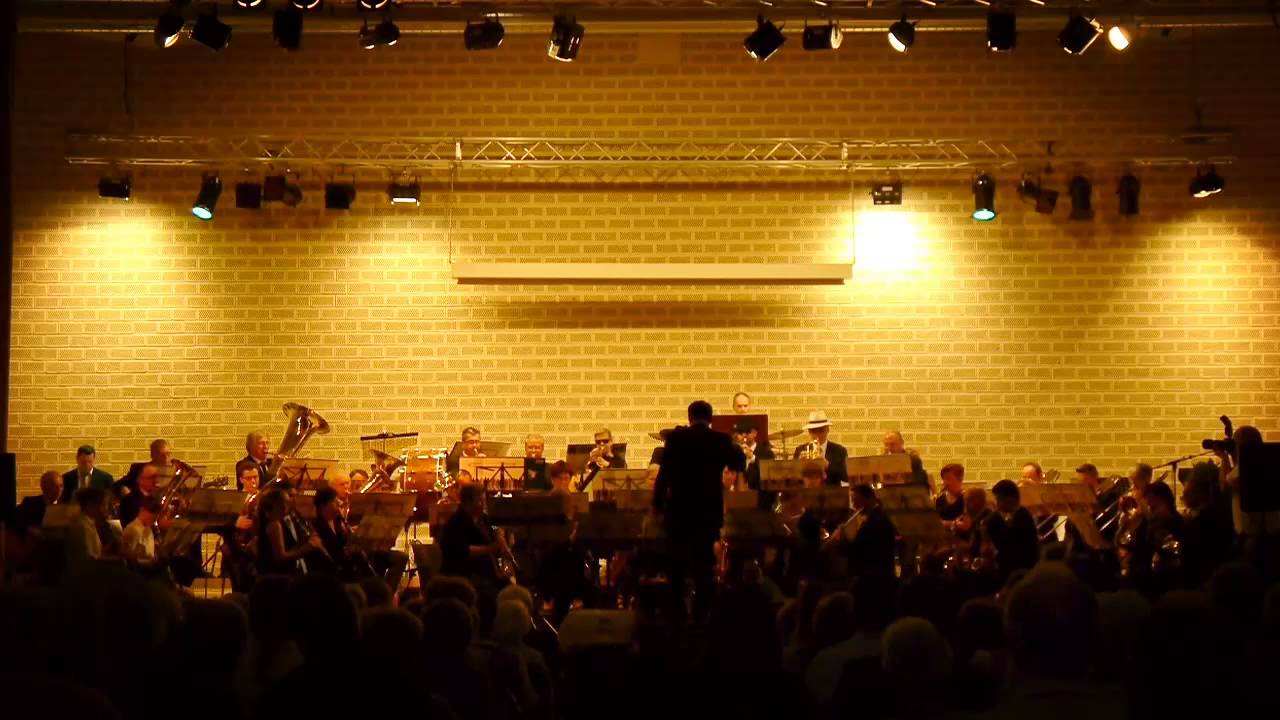 MKKM - The Blues Brothers in Concert - YouTube