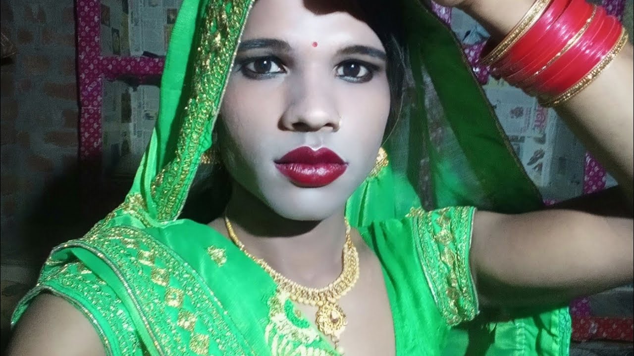 Green saree me janvi Rani_rally house waife lagi hai boy to girls - YouTube