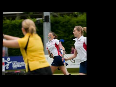 chloe hobson playing for England U18 hockey - YouTube