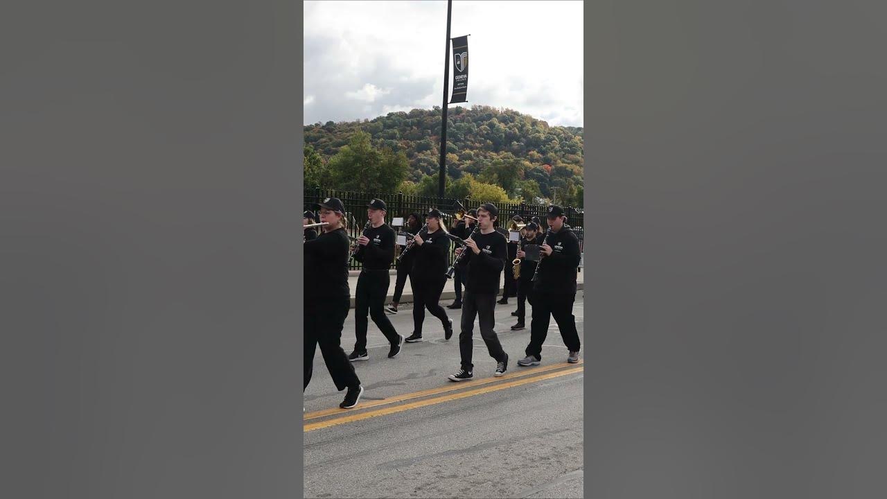 Music Monday: Homecoming Parade 2022 - YouTube