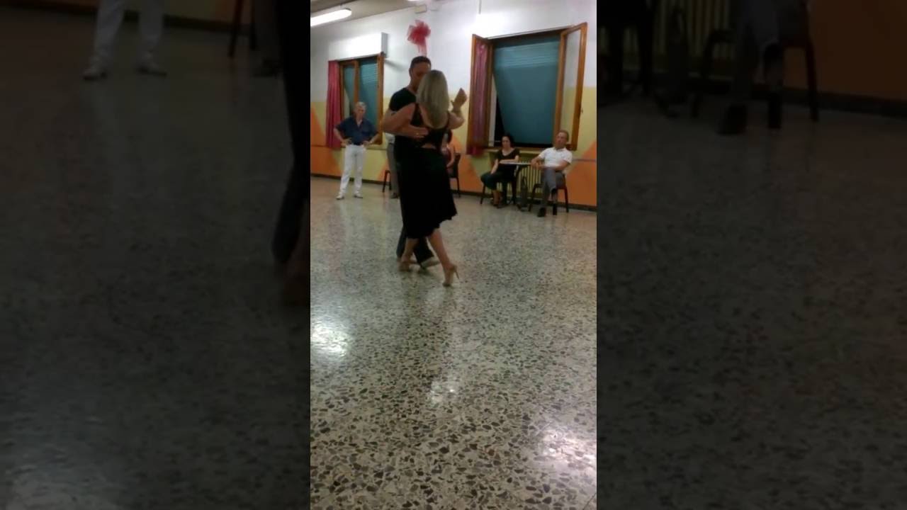 Tango, Lezioni di Tango: Giros a Sinistra e a Destra con Lápiz. - YouTube
