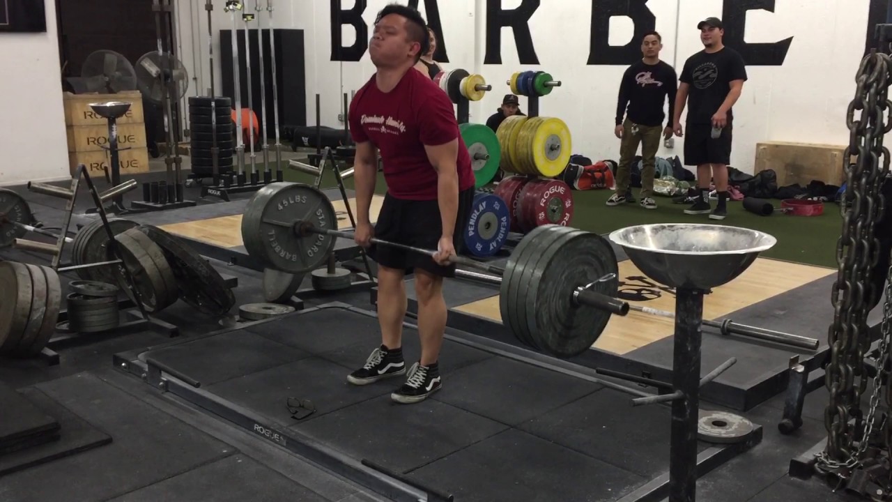 That one time I pulls 405 at Barbell Brigade - YouTube