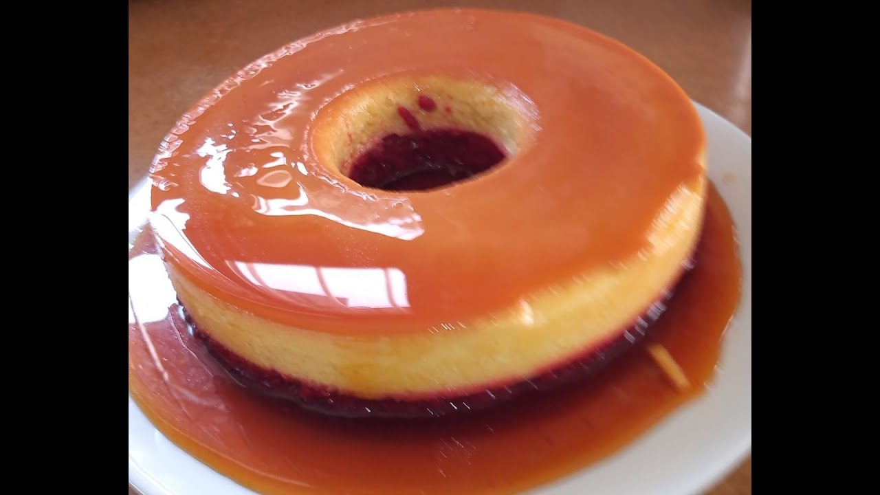 Red velvet flan - YouTube
