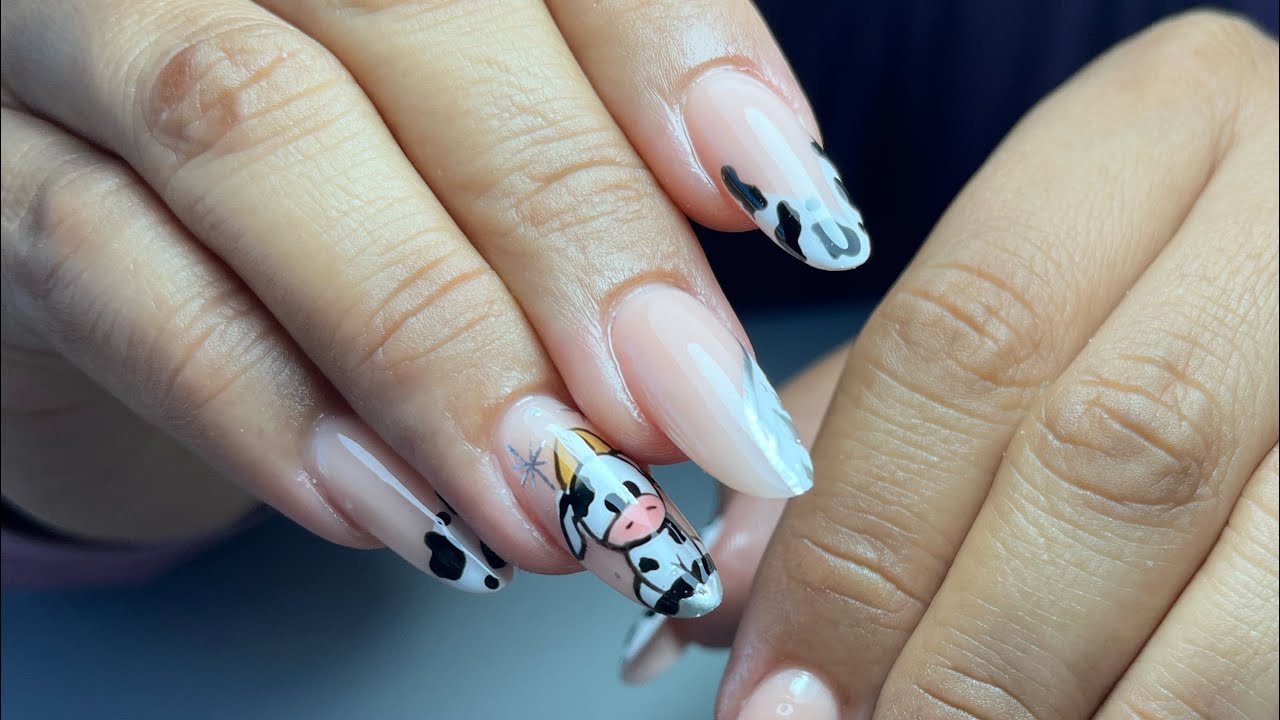 Uñas almendra con diseño de VACA 🐮 - YouTube