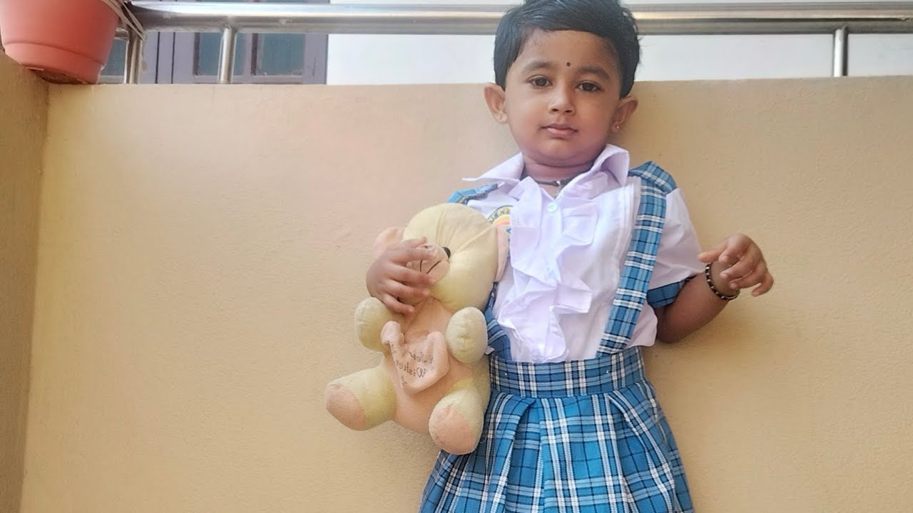 School Jane Ke Liye Reddy Ho Gaye Priyanshi ️ - YouTube