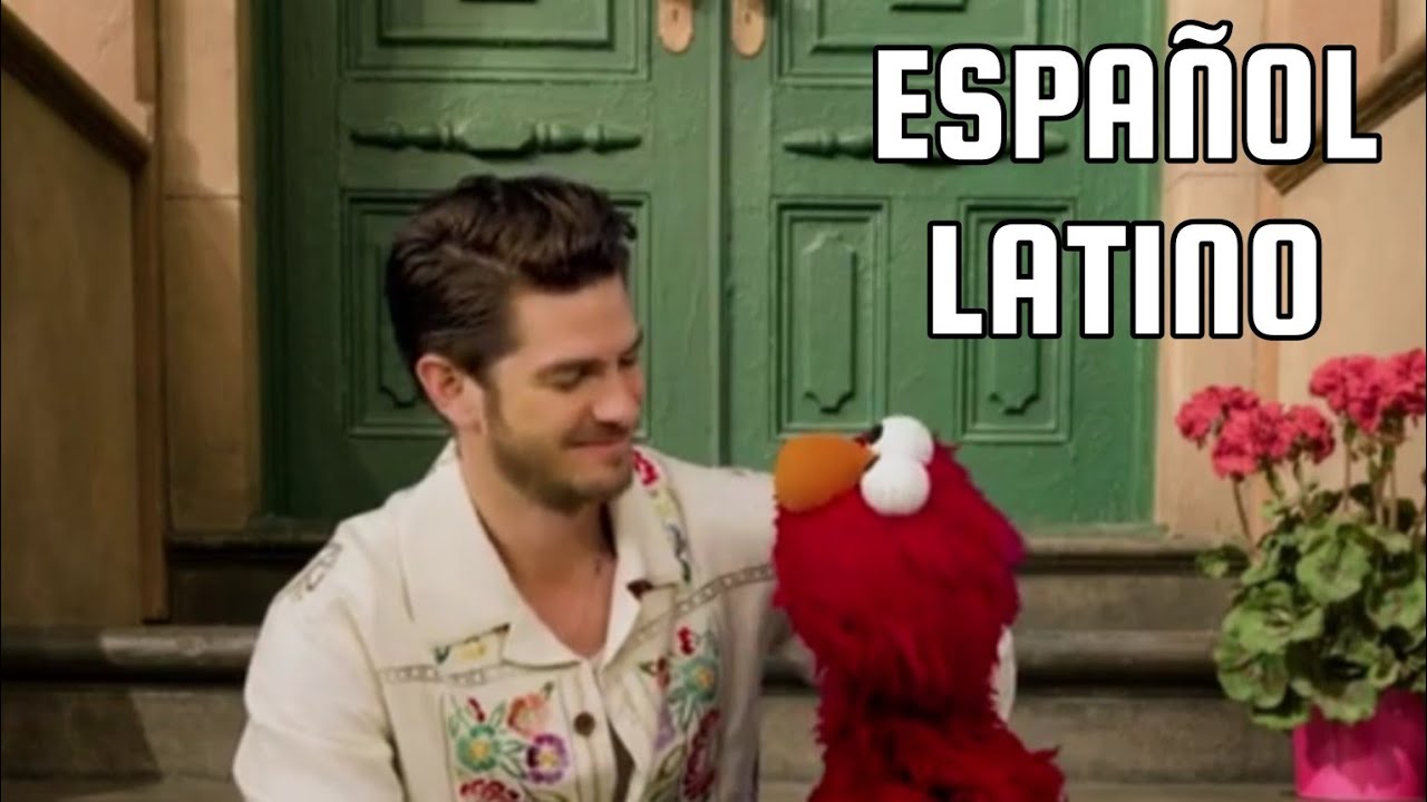 ANDREW GARFIELD HABLA CON ELMO - Español Latino - YouTube
