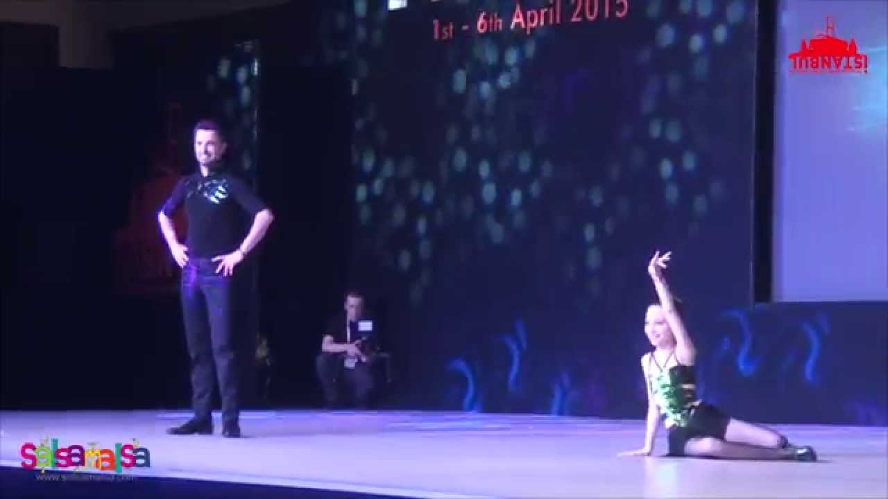 HAKAN ÇELİK & AZRA ERKAYA DANCE PERFORMANCE | IIDF 2015 - YouTube