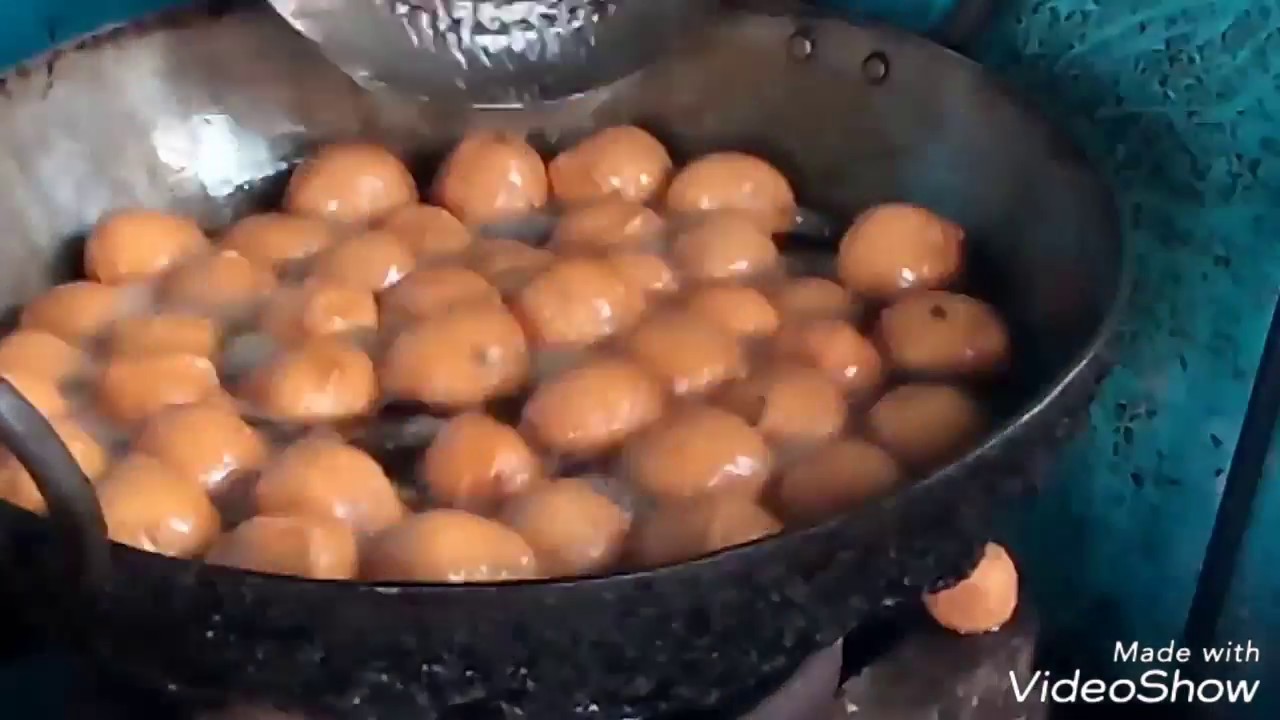 How to make Phulori / Bengali Telebhaja - YouTube