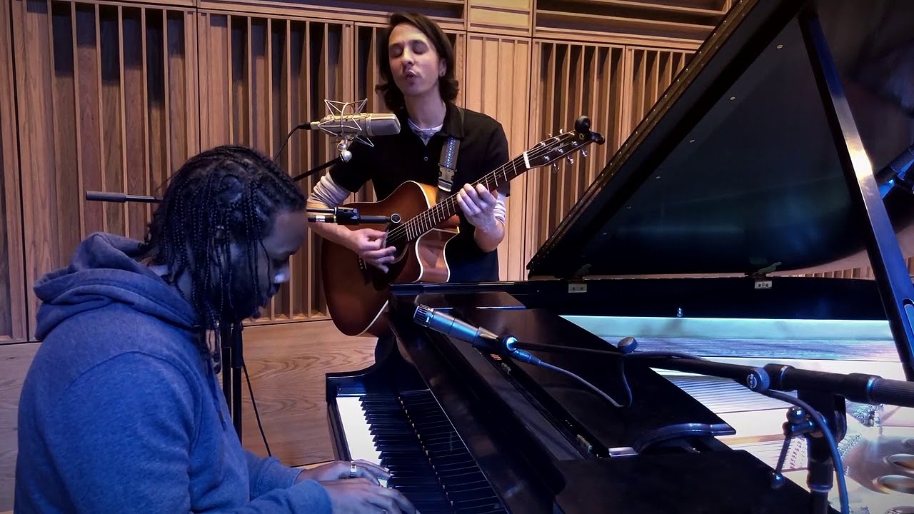 Scott Siskind and Aaron Emmanuel of Vinny Vegas performing "Patterns ...