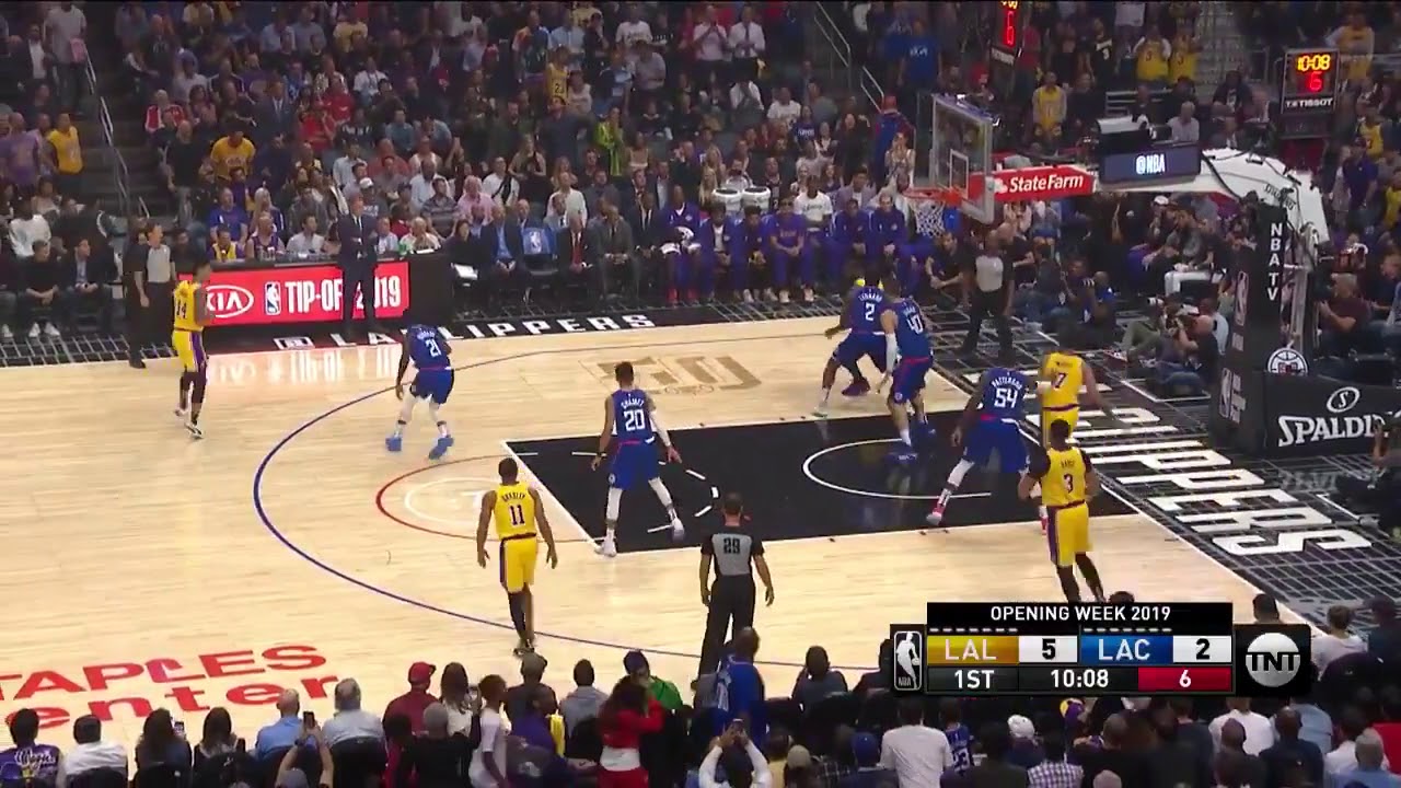 LeBron James fadeaway on Kawhi. - YouTube