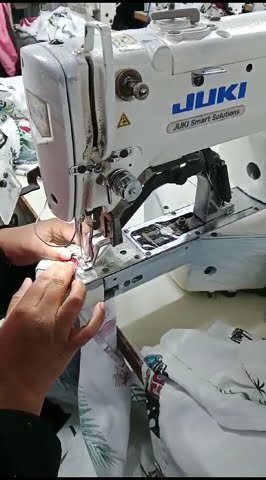 Sleeve Outter Tack with Bartack Machine - YouTube