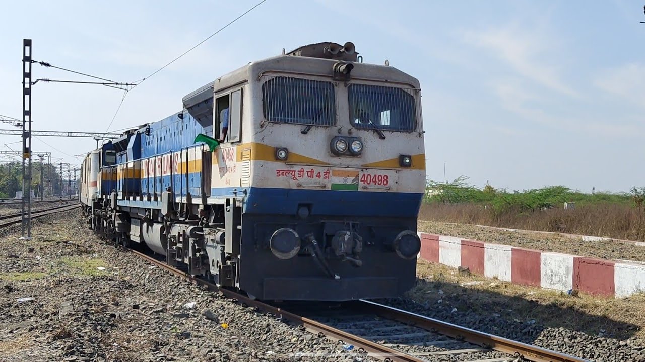 KJM WDP4D + ET WAP7 के साथ 12655 अहमदाबाद - चेन्नई सेंट्रल नवजीवन ...