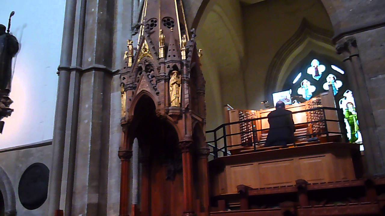 Organ in Llandaff Cathedral (Cardiff, Wales) - YouTube