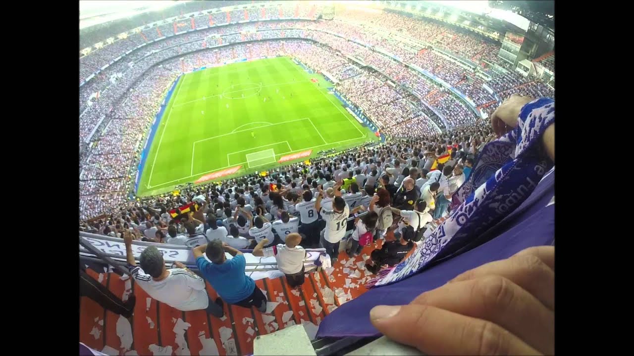 Grada de Animación Fans RMCF - Madrid Hay Uno Solo - YouTube