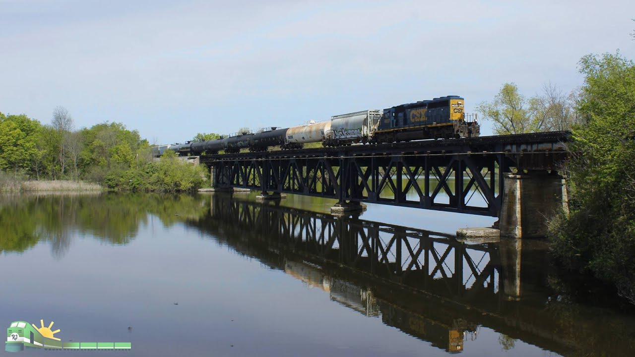 Chicagoland railfanning - YouTube