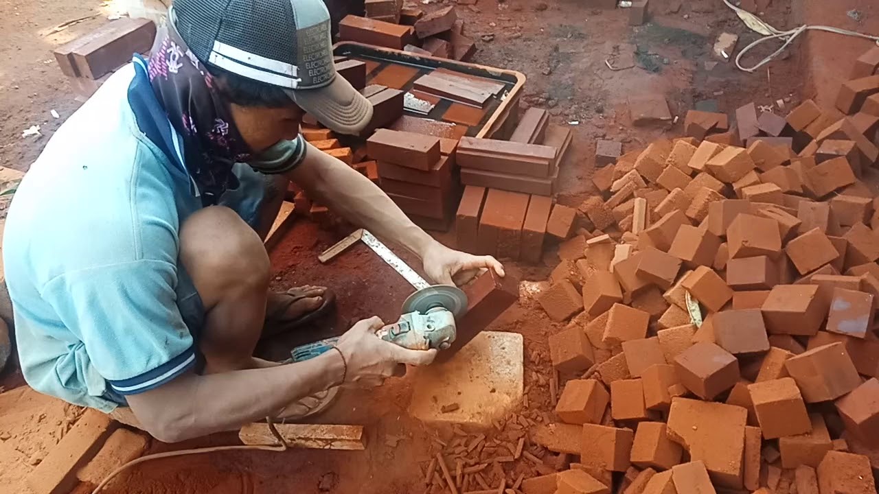 Belajar memotong Bata Press atau bata ekspose. - YouTube