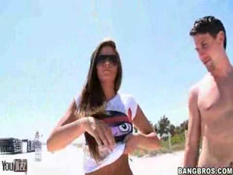 Madelyn gets Horny at the Beach
