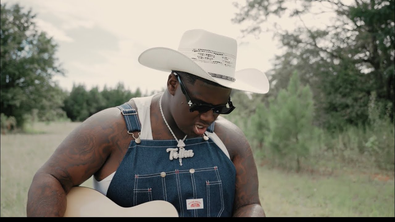 Enphamus- Still Trappin (Official Video) - YouTube