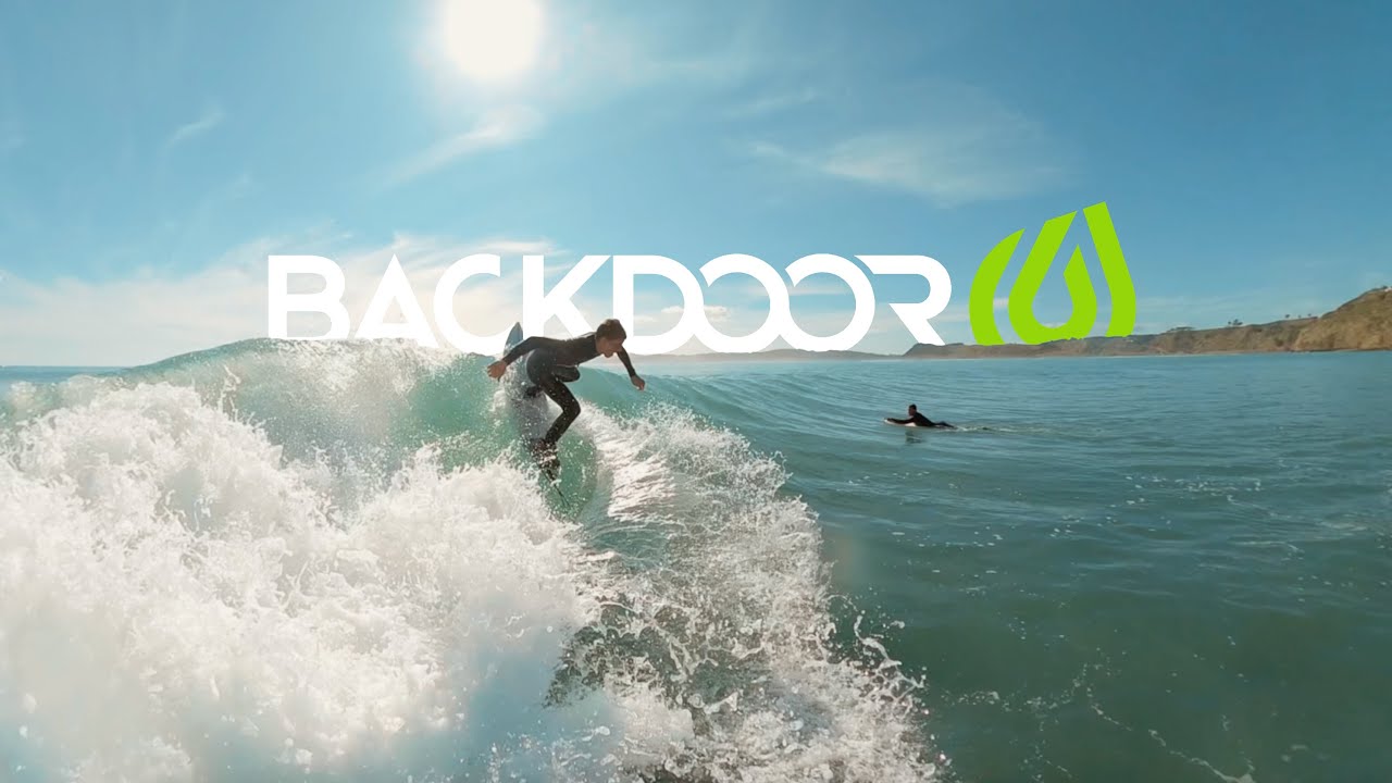 Surfing Manu Bay - YouTube