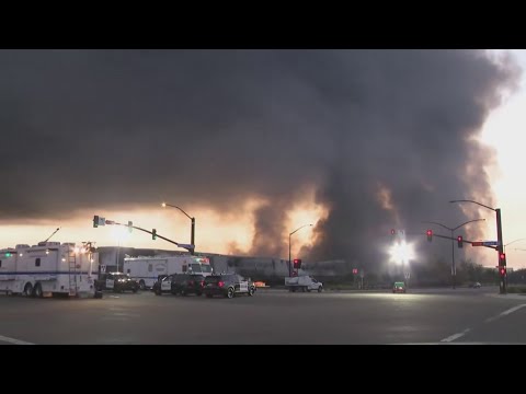 Tracy Warehouse Fire | 5:30 a.m. Friday Update