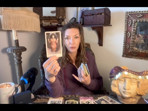 Learn Tarot M8! Lesson 1: Oracle Anchors, Tarot Layers, Sensing ...