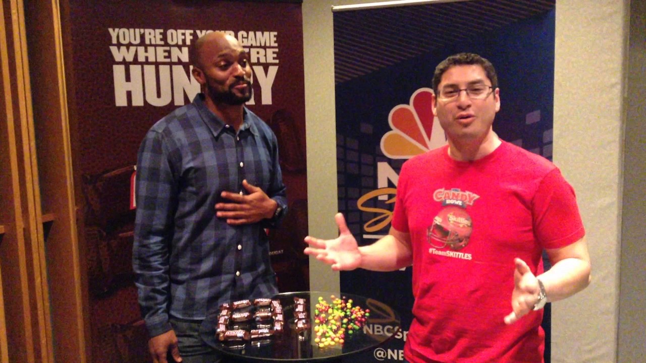 Amani & Dan #CandyBowl Skittles vs Snickers 2017 - YouTube