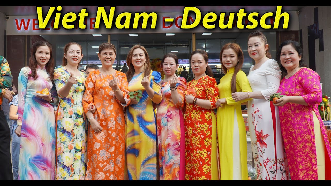 Áo Dài Việt Nam - Deutsch - YouTube