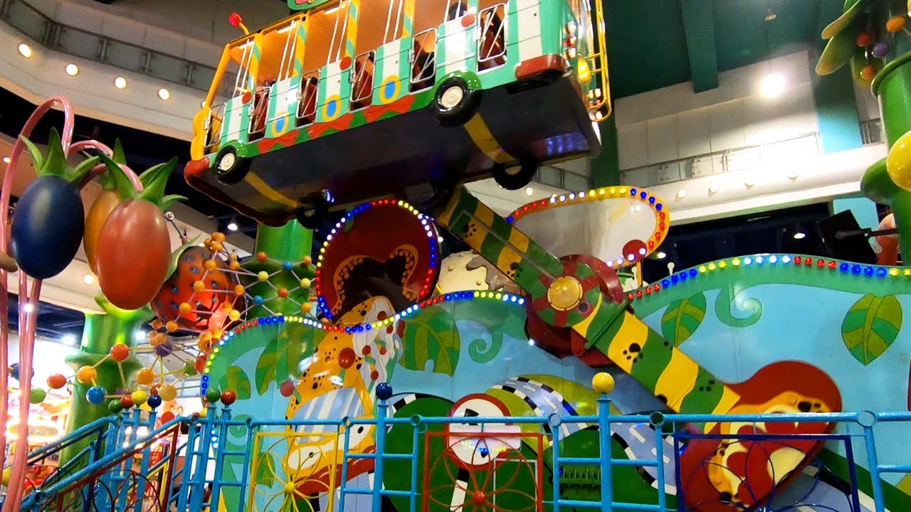 Crazy Bus Amusement Ride At Berjaya Times Square Theme Park - YouTube