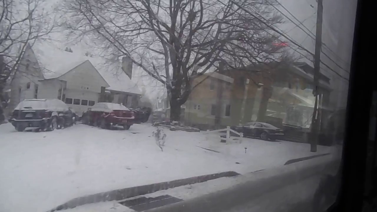 SEPTA Bus Ride: 2009 New Flyer DE41LF #8268 On Route 77 In Snow - YouTube