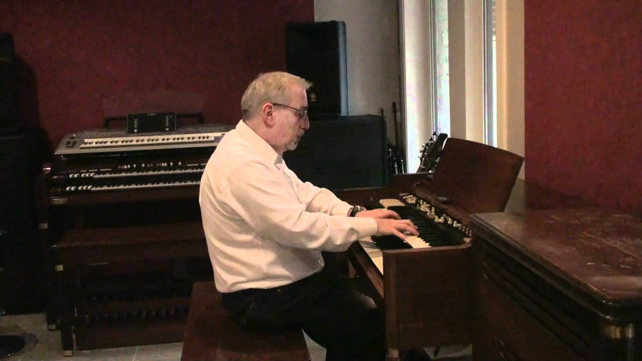 Improvisatie Hammond B3000 - YouTube