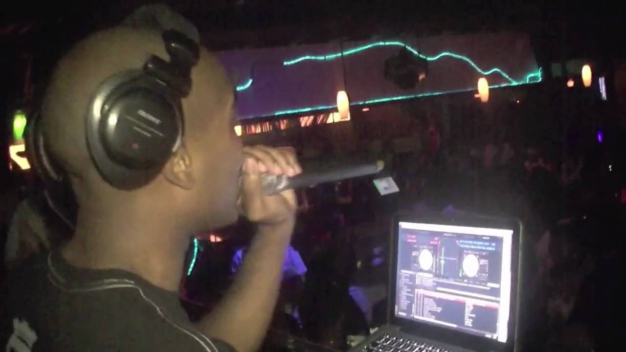 Crowd Control - DJ BJ LIVE - YouTube