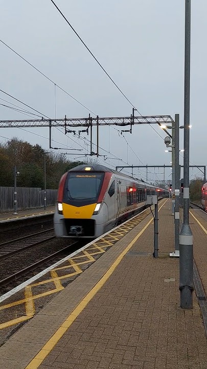 Stansted Express Class 745 passes through Cheshunt - YouTube